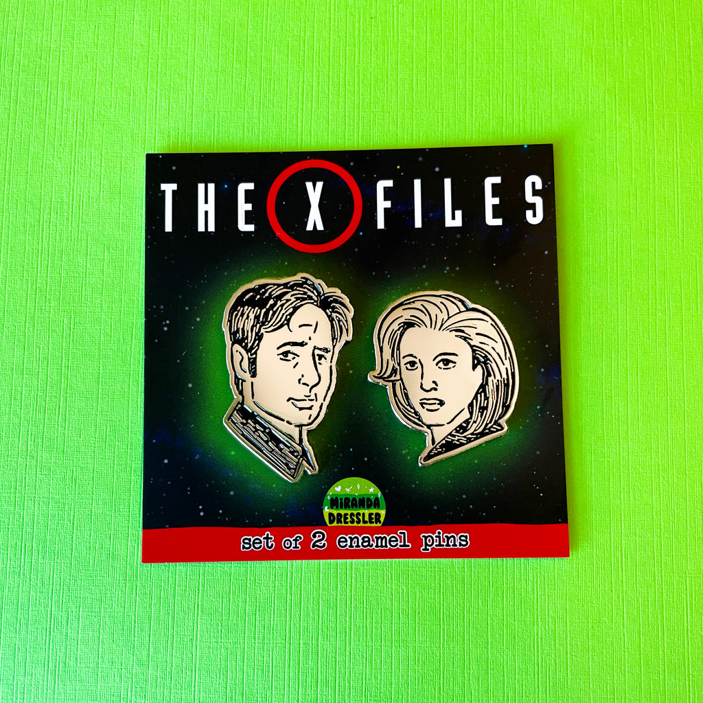 Miranda Dressler "Mulder and Scully" enamel pins – Gallery1988